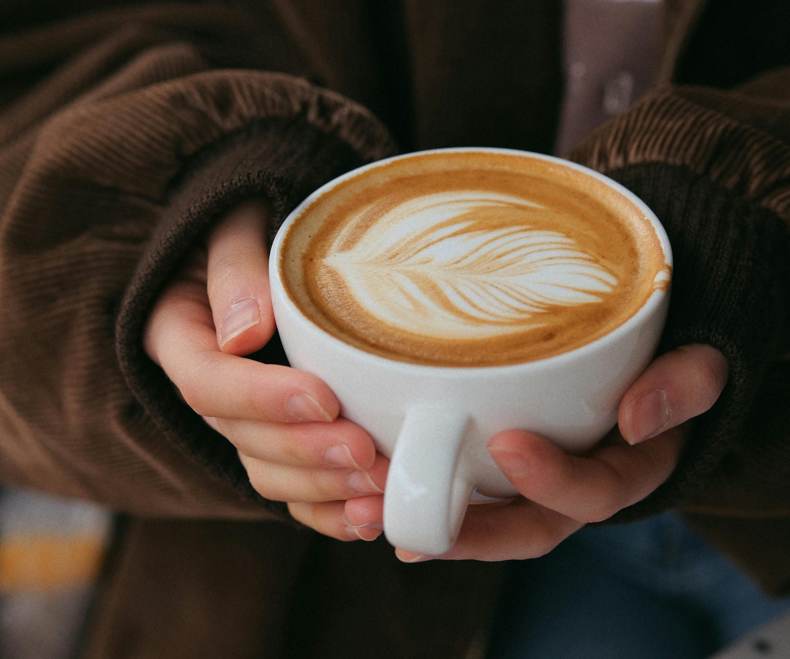 White Coffee: Why Coffee Fans Can’t Stop Talking About It